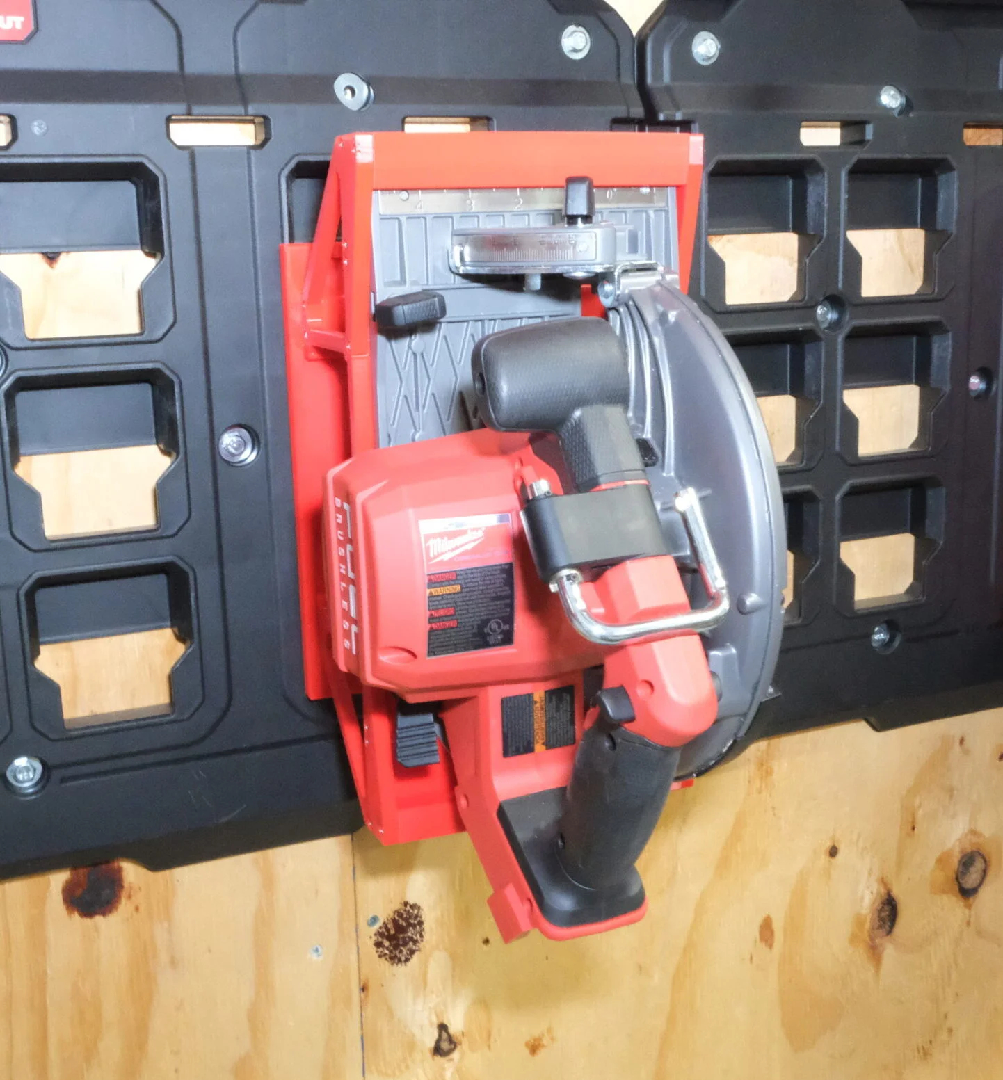 Milwaukee packout circular saw store